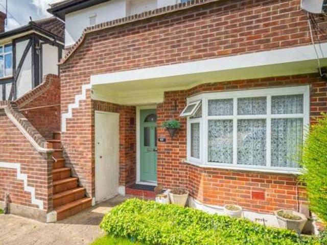 2 Bedroom Maisonette For Sale In Morden