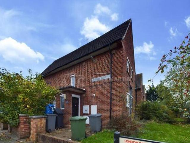 2 Bedroom Maisonette For Sale In Neasden