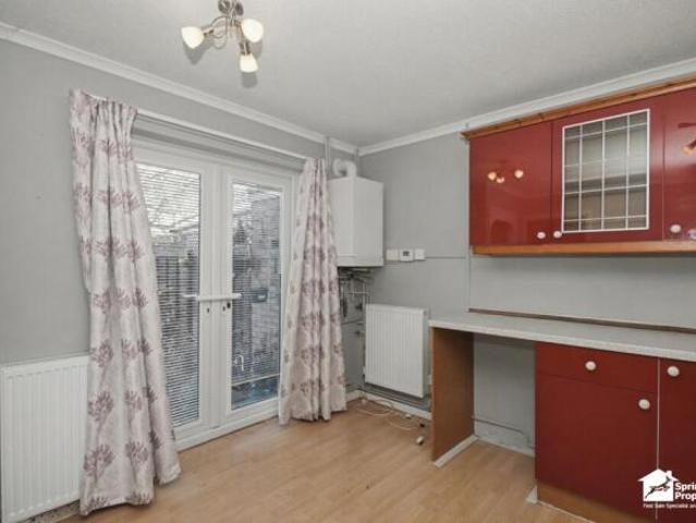 2 bedroom maisonette for sale in Nicholson Way, Cambridge, Cambridgeshire, CB4