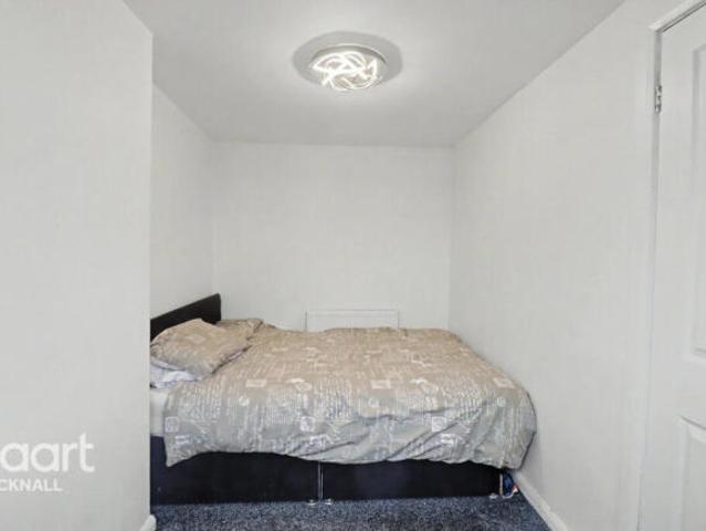 2 bedroom maisonette for sale in Oakham Close, Nottingham, NG5