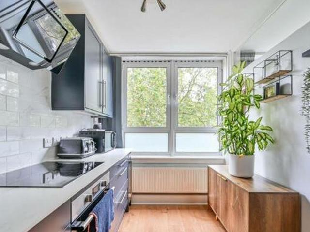 2 Bedroom Maisonette For Sale In Old Street, London