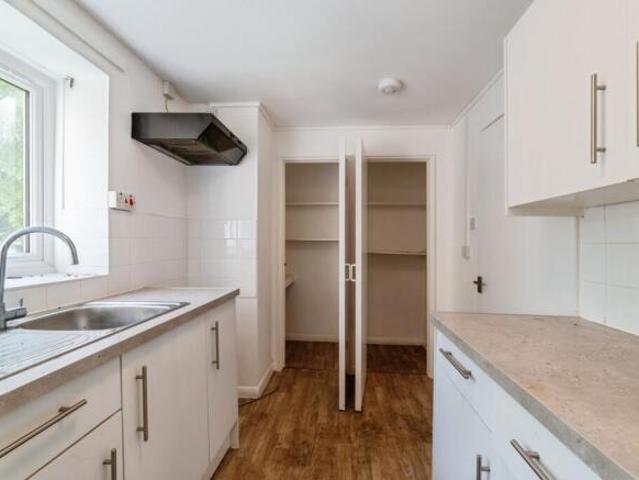 2 bedroom maisonette for sale in Poole House, Poolemead Road, Bath, BA2 1QU, BA2
