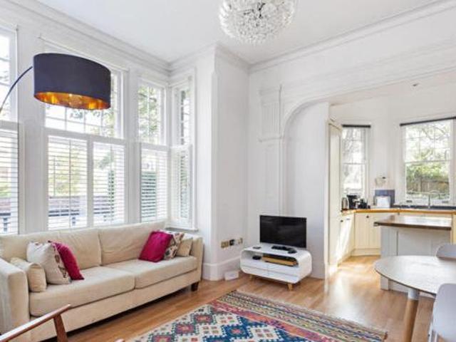 2 Bedroom Maisonette For Sale In Putney, London