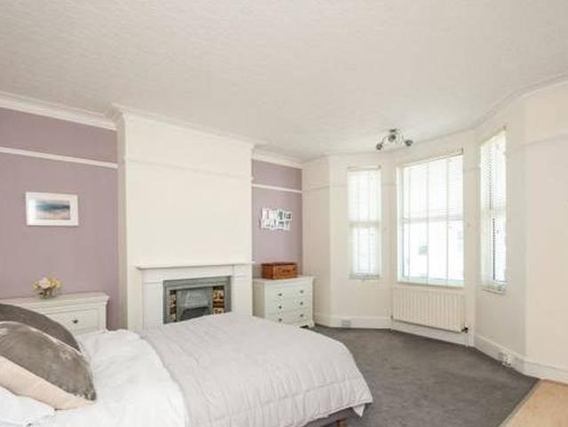 2 bedroom maisonette for sale in Queens Park Road Brighton East Sussex BN2