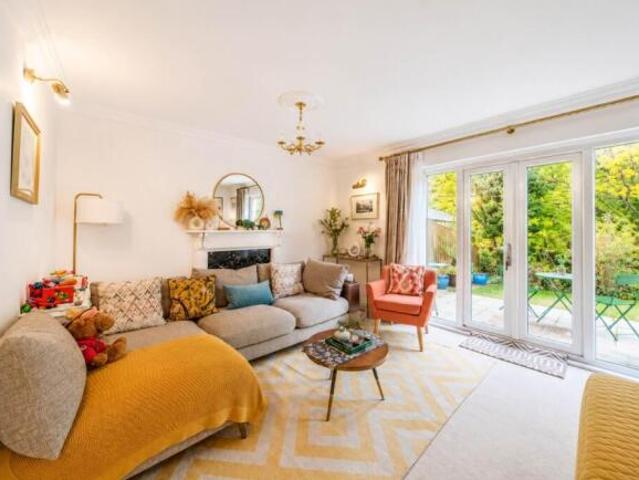 2 bedroom maisonette for sale in Rewley Road, Oxford, OX1