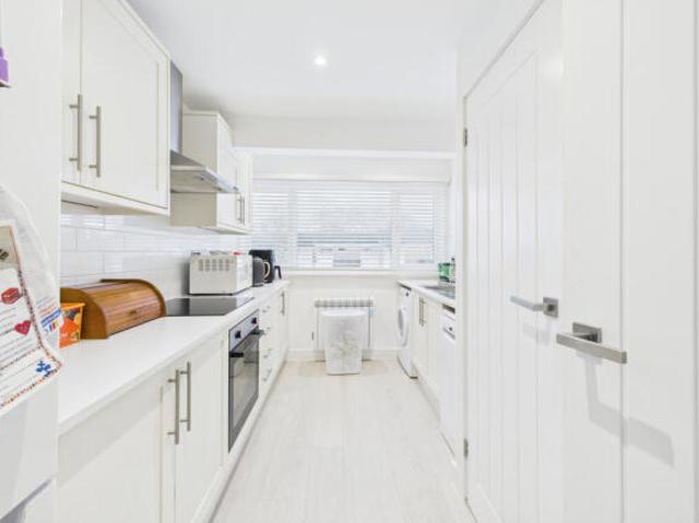 2 bedroom maisonette for sale in Rickman Close, Woodley, RG5