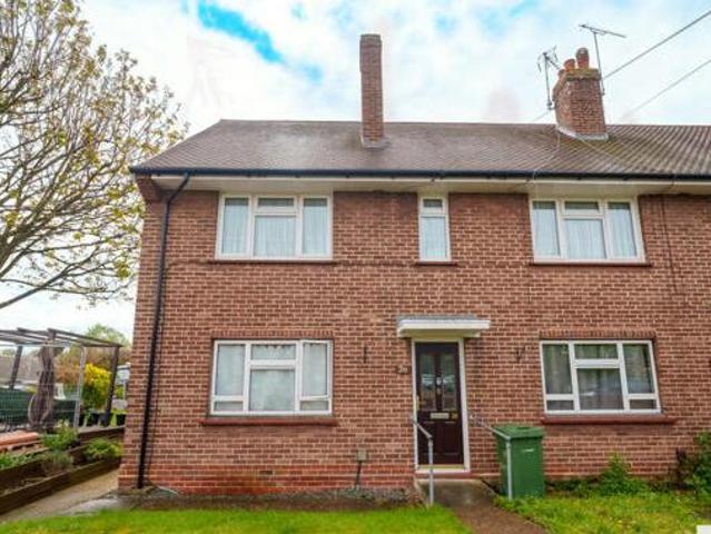 2 Bedroom Maisonette For Sale In Romford