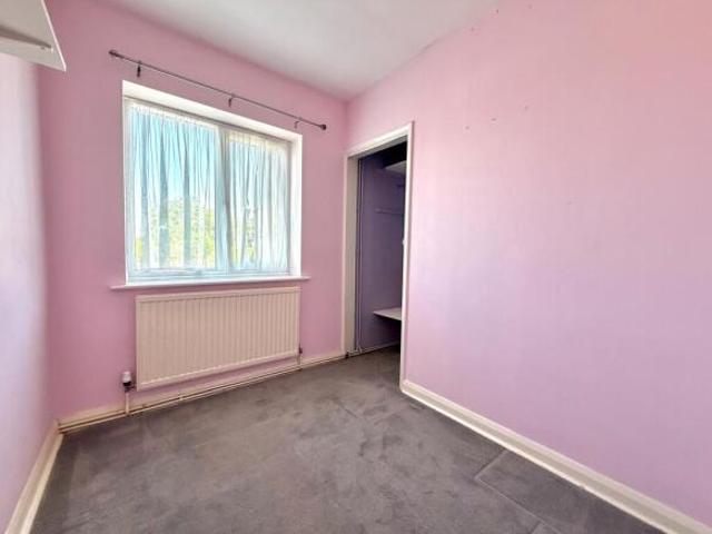 2 bedroom maisonette for sale in Russell Crescent, Watford, WD25
