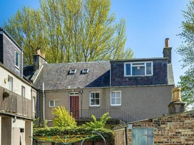 2 Bedroom Maisonette For Sale In Selkirk