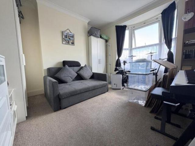 2 bedroom maisonette for sale in Seymour Street, Chelmsford, CM2