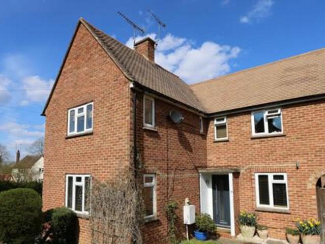 2 Bedroom Maisonette For Sale In South Heath