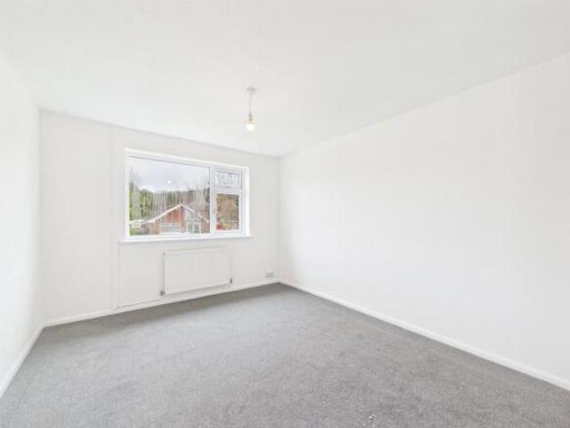2 bedroom maisonette for sale in Southfield Road, Gloucester, Gloucestershire, GL4