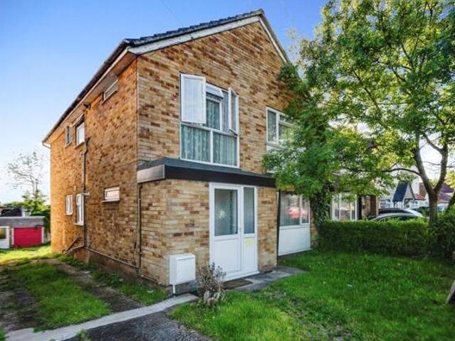 2 Bedroom Maisonette For Sale In Slough