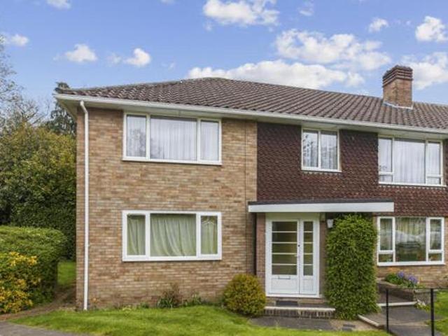 2 Bedroom Maisonette For Sale In St. Albans