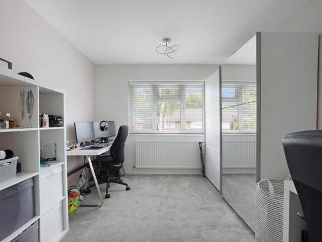 2 bedroom maisonette for sale in St Andrews Road, Sidcup, DA14