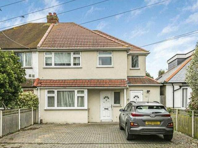 2 Bedroom Maisonette For Sale In Staines upon thames, Surrey