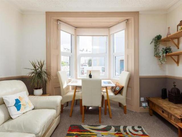 2 bedroom maisonette for sale in Stevens Crescent, Totterdown, BS3