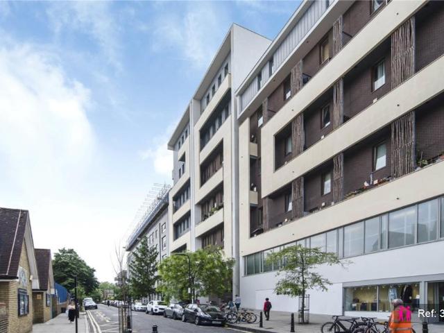 2 bedroom maisonette for rent