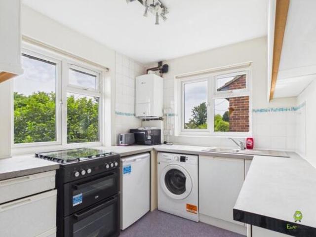 2 bedroom maisonette for rent in 122 Iron Mill Lane, Crayford, Dartford, DA1