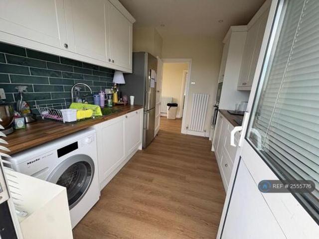 2 bedroom maisonette for rent in The Spinney, Sutton, SM3