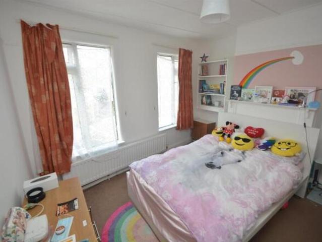 2 bedroom maisonette for rent in The Parade, Delta Gain, Watford, WD19