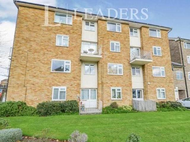 2 bedroom maisonette for rent in The Ridgeway Marshalswick St Albans AL4
