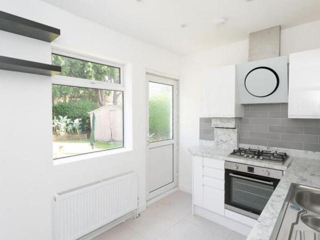 2 bedroom maisonette for rent in Trevellance Way, WD25, Watford, WD25