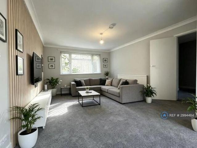 2 bedroom maisonette for rent in Underwood Close, Maidstone, ME15