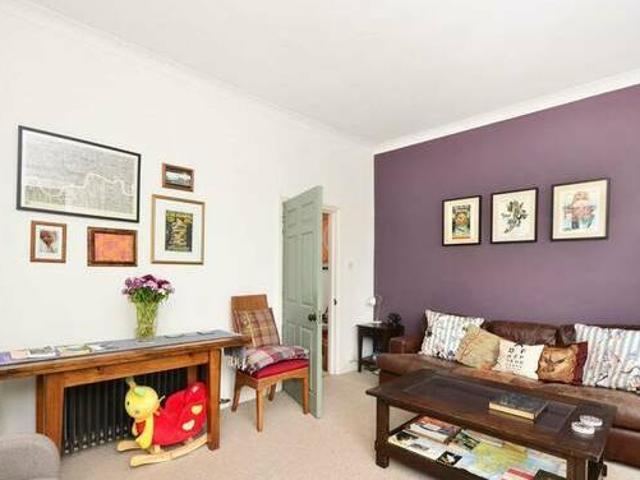 2 bedroom maisonette for rent in Union Square Islington London N1