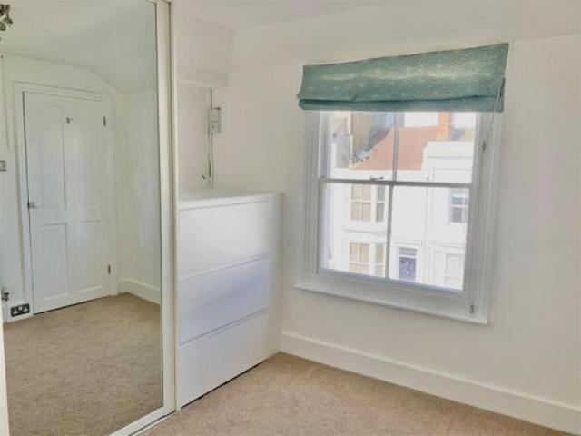 2 bedroom maisonette for rent in Upper North Street, Brighton, BN1