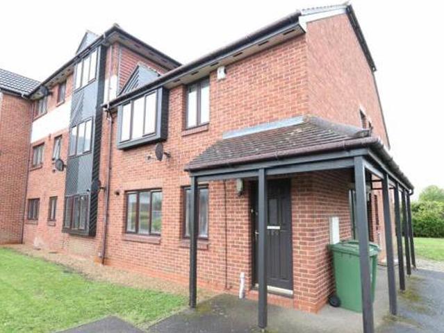 2 Bedroom Maisonette For Rent In Watts Wood