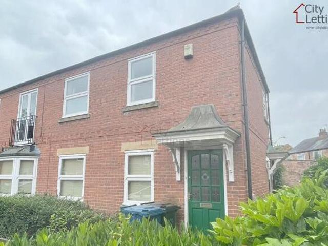 2 Bedroom Maisonette For Rent In West Bridgford