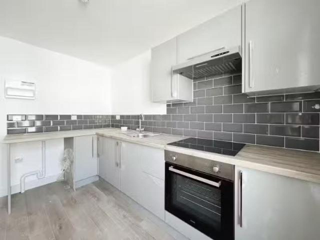 2 bedroom maisonette for rent in West Street Banwell, BS29