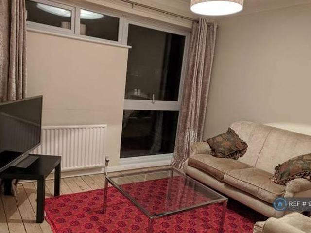 2 bedroom maisonette for rent in Winston Way Halstead CO9