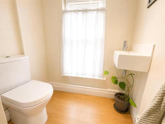 2 bedroom maisonette for rent in Andover Road, Winchester, Hampshire, SO23