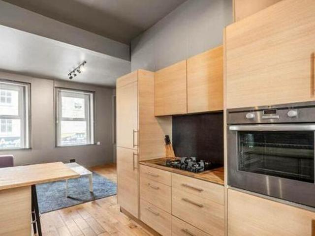 2 Bedroom Maisonette For Rent In Angel, London