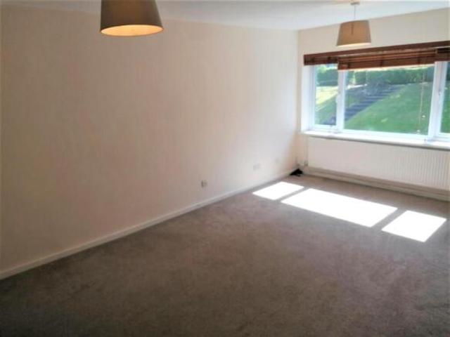 2 bedroom maisonette for rent in Ardath Road, Kings Norton, Birmingham, B38