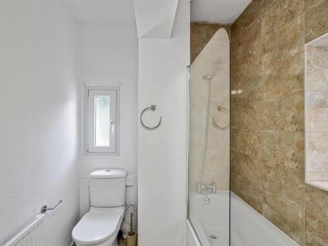 2 bedroom maisonette for rent in Avondale, Mortlake, SW14