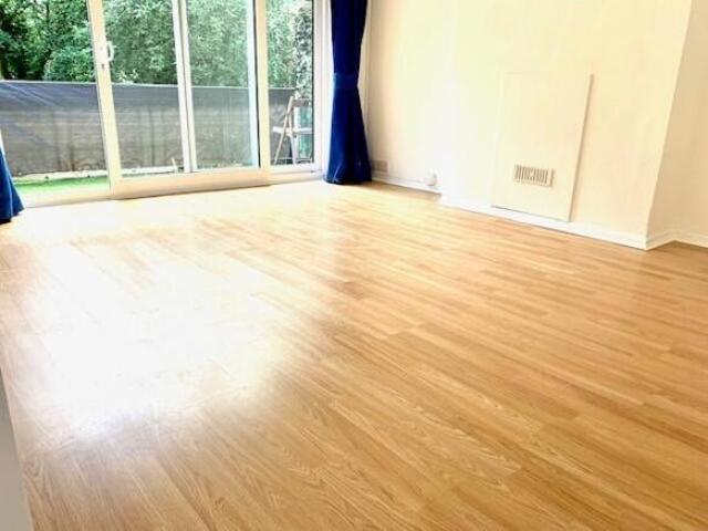 2 bedroom maisonette for rent in Bassett, SO16