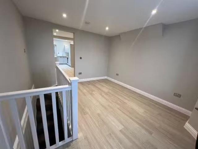 2 bedroom maisonette for rent in Bath Road, Bristol, BS4