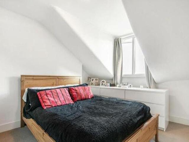2 Bedroom Maisonette For Rent In Between The Commons, London
