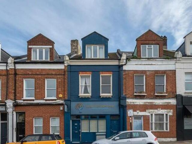 2 Bedroom Maisonette For Rent In Between The Commons, London