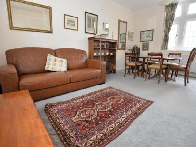 2 bedroom maisonette for rent in Blewitt Court, Littlemore, Oxford, OX4