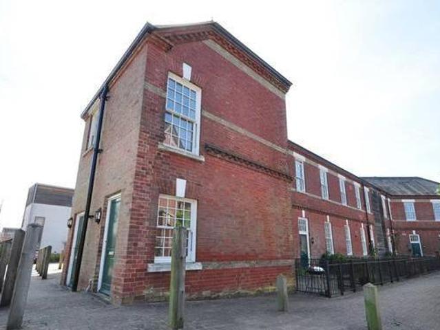 2 bedroom maisonette for rent in Canadian Way Basingstoke RG24 9RE RG24
