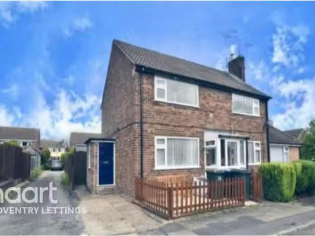 2 bedroom maisonette for rent in Chetwode Close, Coventry, CV5.