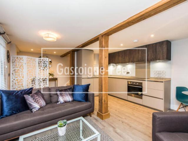 2 bedroom maisonette for rent in Chertsey Street, Guildford, GU1