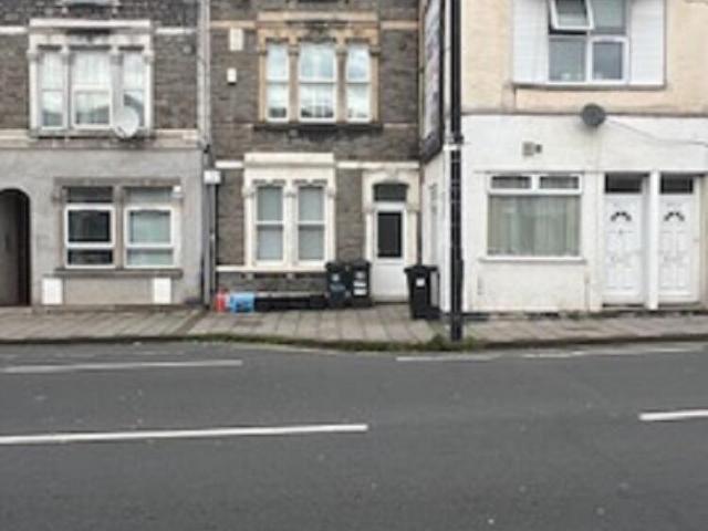 2 bedroom maisonette for rent in Church Road Bristol BS5