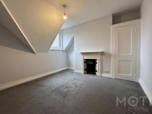 2 bedroom maisonette for rent in Connaught Road, Folkestone, CT20