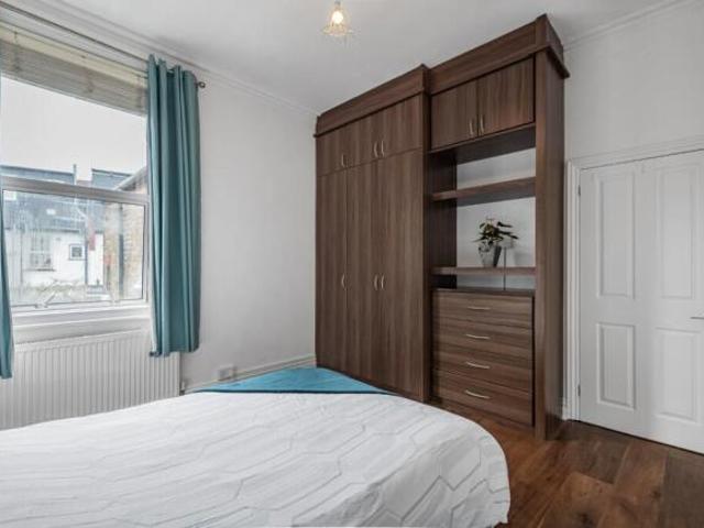 2 bedroom maisonette for rent in Clapham Park Terrace, Lyham Road, Clapham, London, SW2
