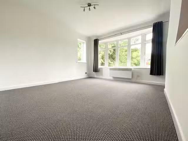 2 bedroom maisonette for rent in Clareville Road Orpington BR5